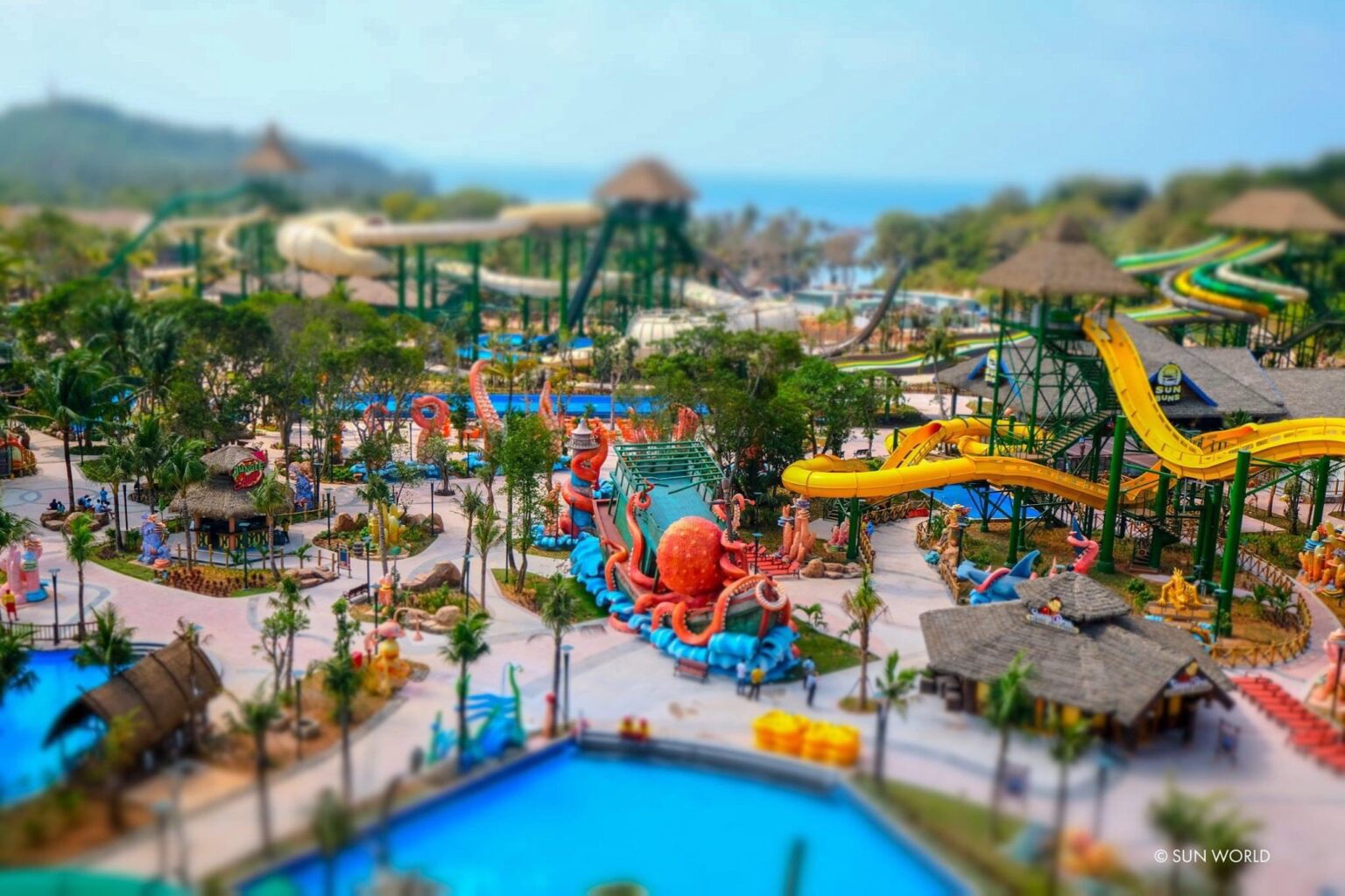 HÒN THƠM GIÁ VÉ 2025 CÁP TREO + BUFFET